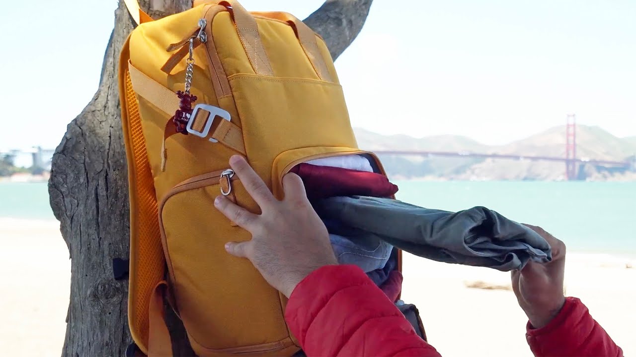 Moose l Adventure Backpack for Everyday & Camera Items - YouTube