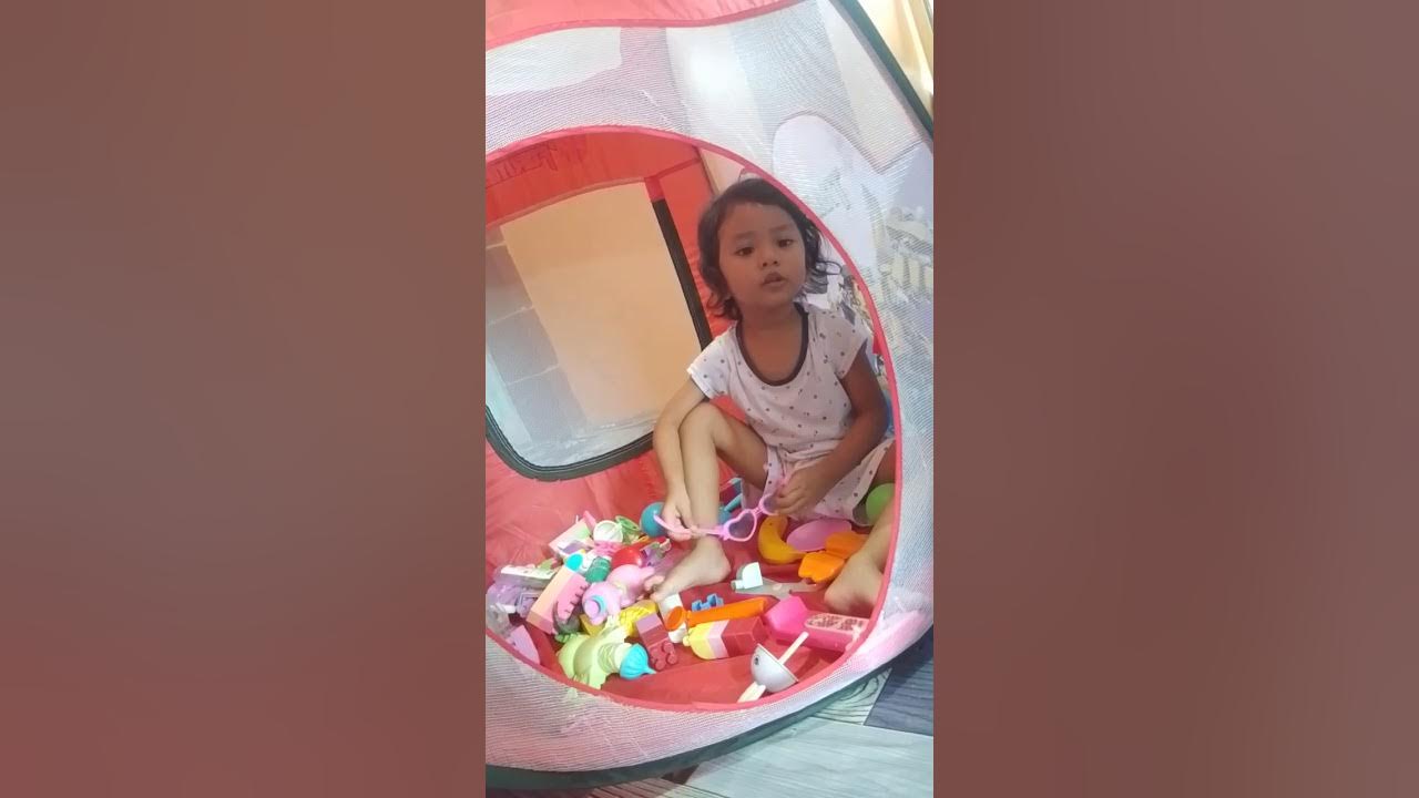 Zahra Bermain di Kemah - YouTube