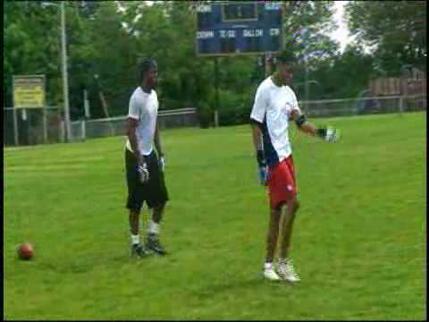 Adrian Coxson vs Moses Washington 1 on 1 6 19 09 - YouTube