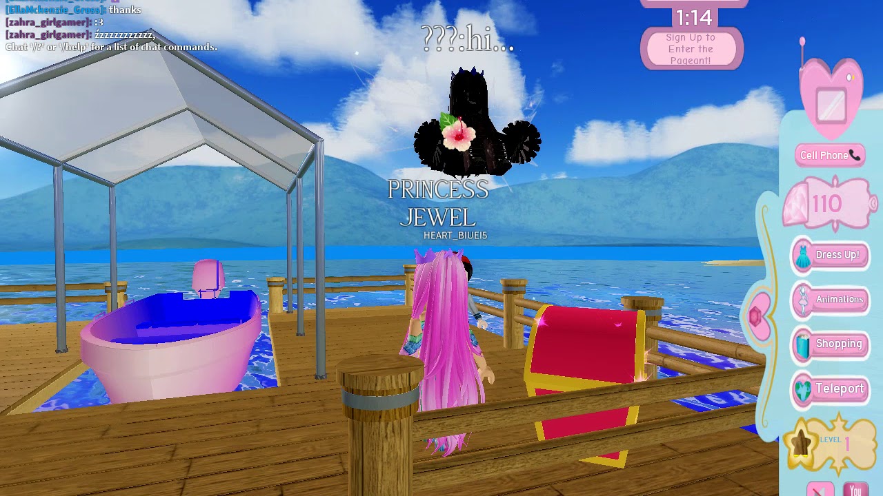 Playing Royale high at II (ROBLOX) - YouTube
