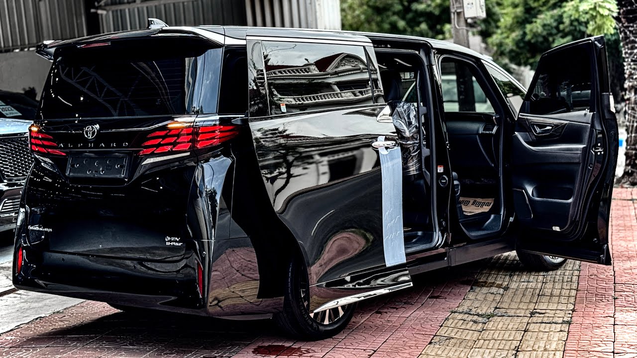 New Toyota Alphard 2025 Luxury Performance in a Hybrid MVP - YouTube