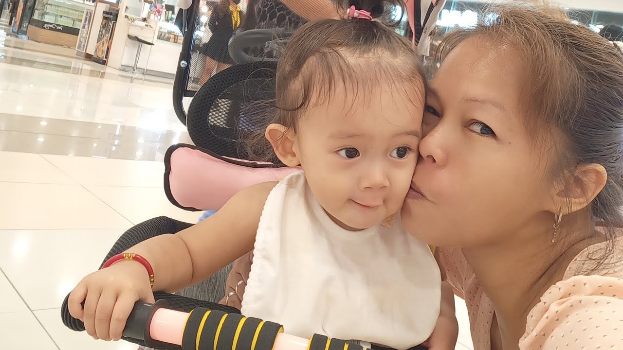 Happy Wednesday ...Live po muna kami with my Baby Thalia - YouTube