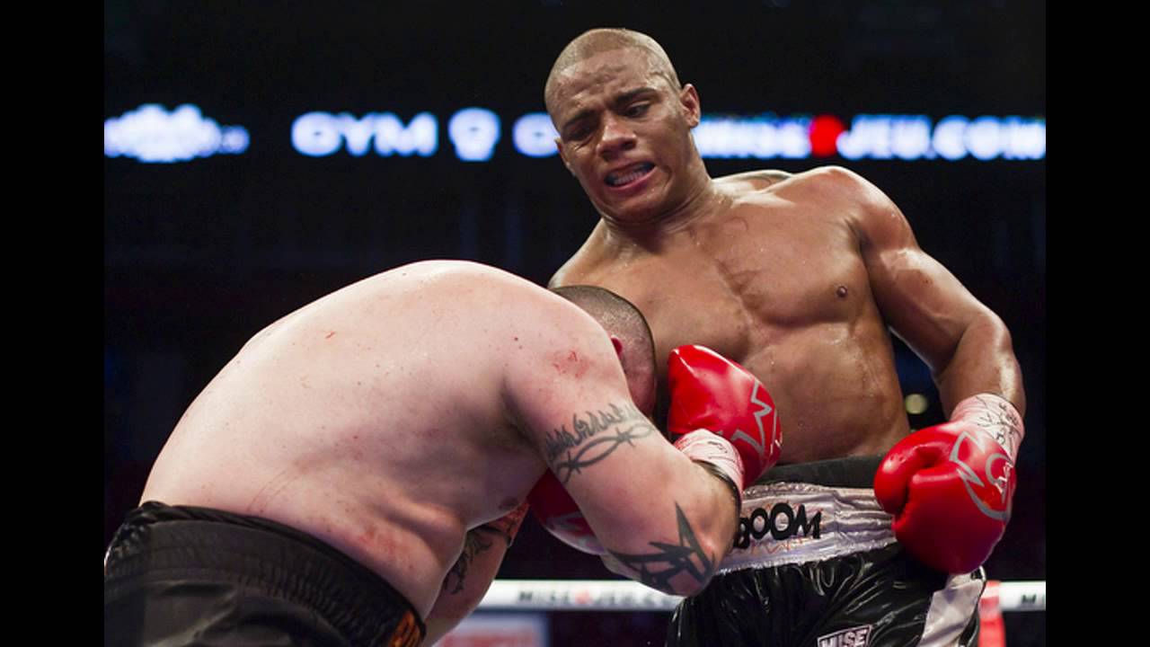 Oscar Rivas Heavyweight Improves to (19-0) 1st Round KO vs Jeremy Bates ...