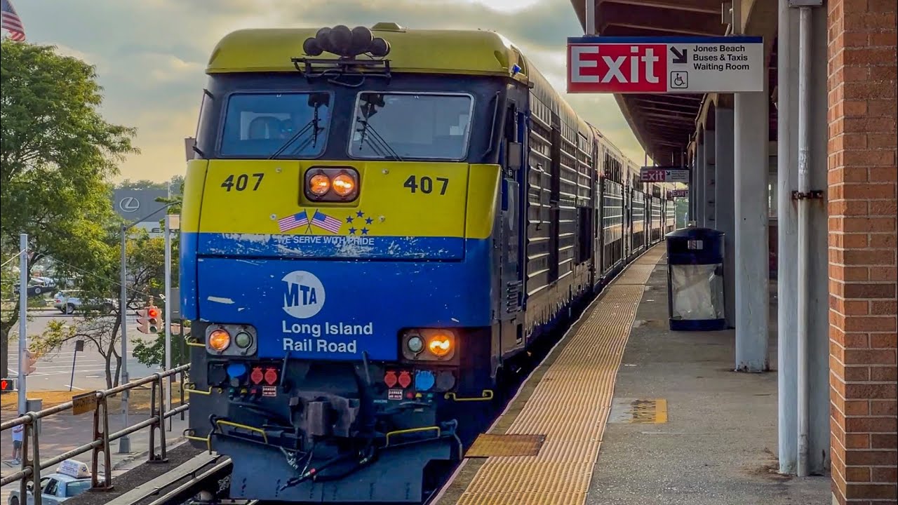 LIRR 8774 at Freeport - YouTube