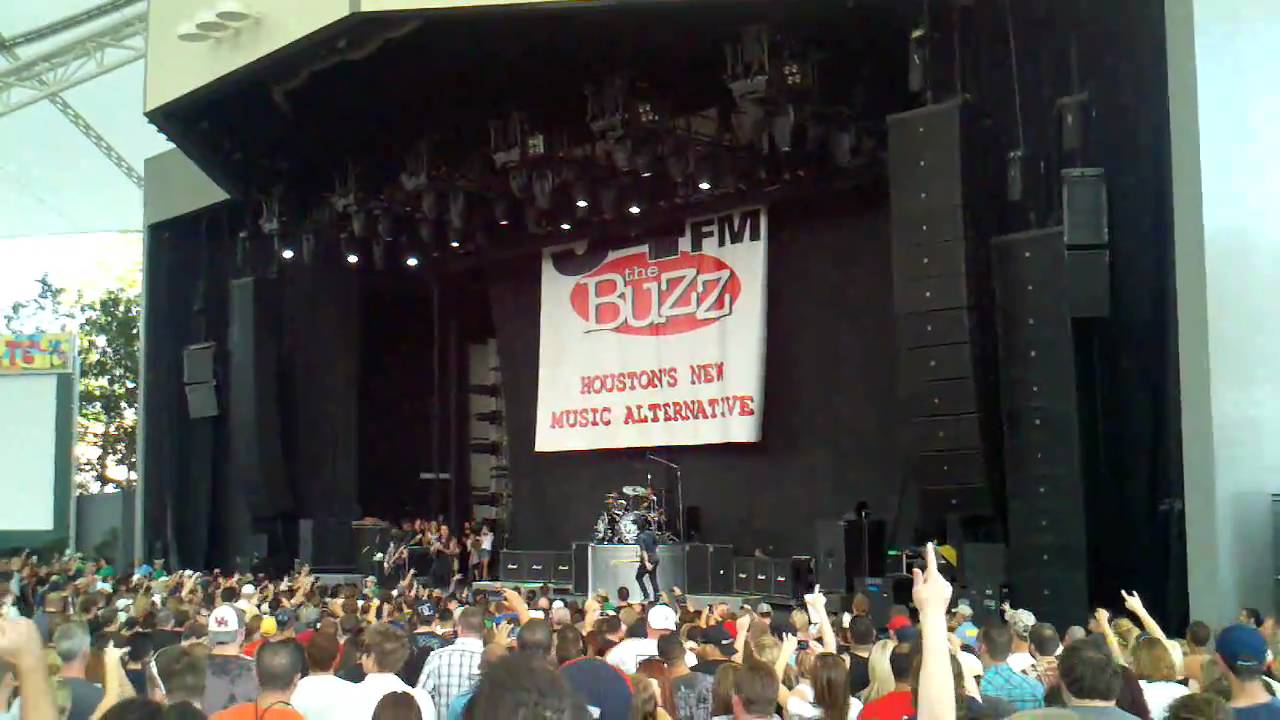 Buzzfest 10/10 - YouTube