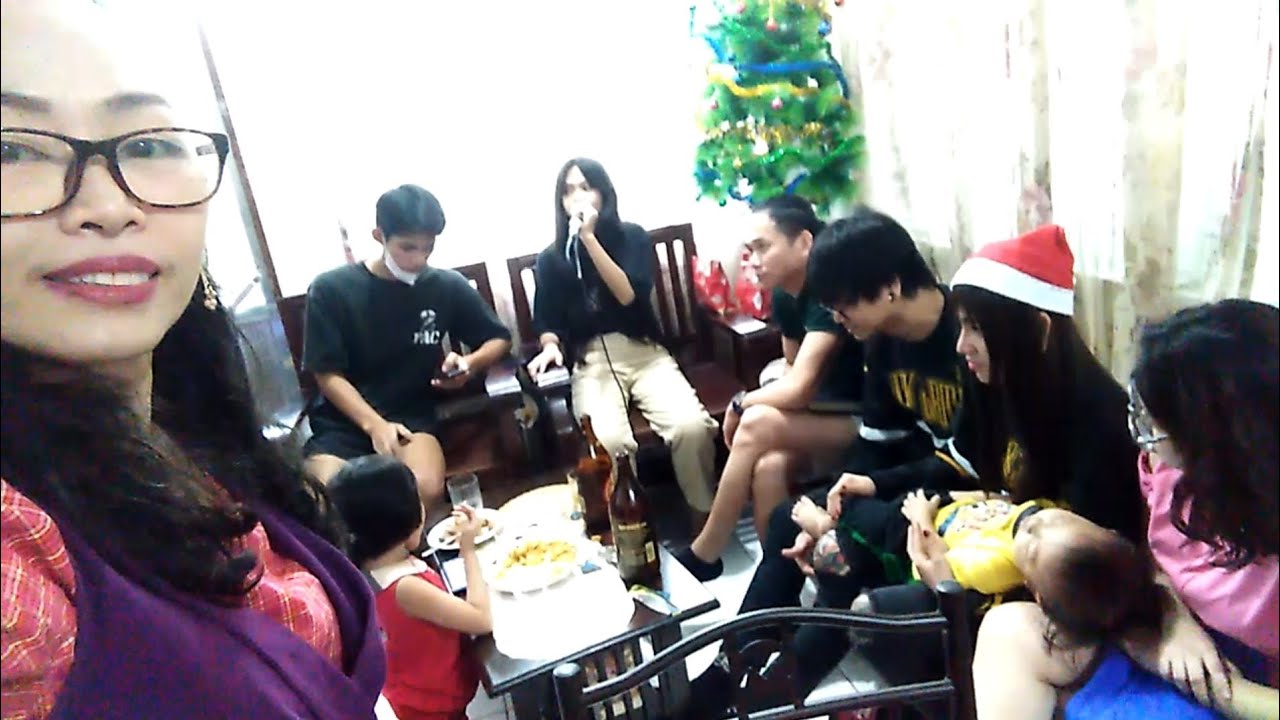 Merry Christmas! Family get together and karaoke fun - YouTube