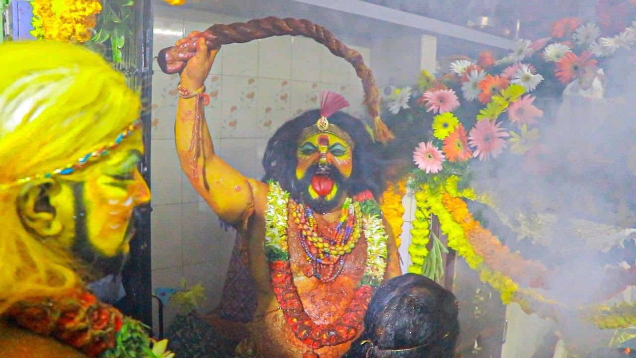 Potharaju Grand Entry at Asif Nagar | Hyderabad Bonalu 2021 ...