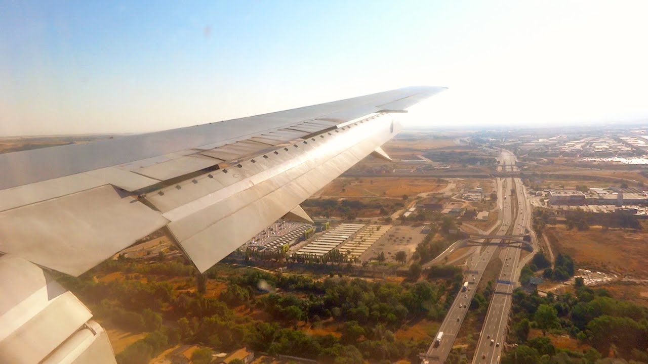 British Airways Boeing 767-300ER Landing at Madrid Barajas Airport ...