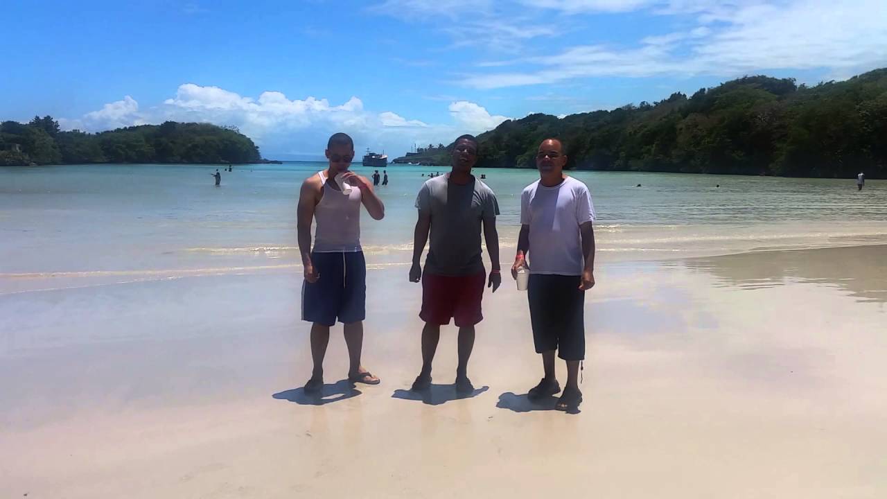Playa Diamante en Cabrera, Nagua en RD - YouTube