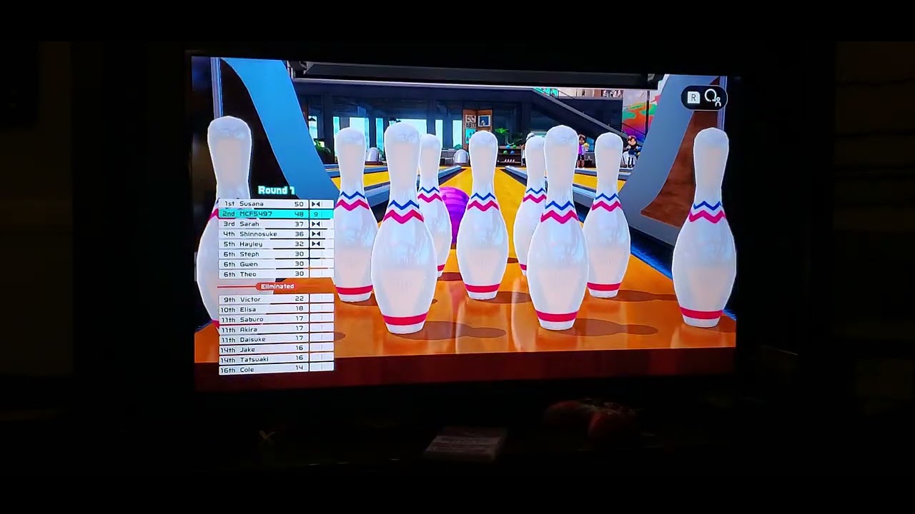 Me playing as Sonic the Hedgehog on Nintendo Switch Sports Bowling ...