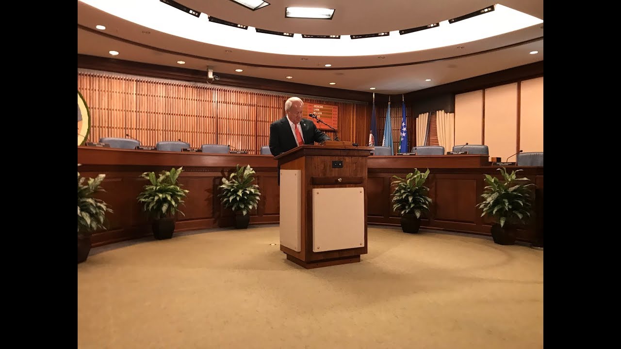 Virginia Beach Mayor Will Sessoms steps down - YouTube