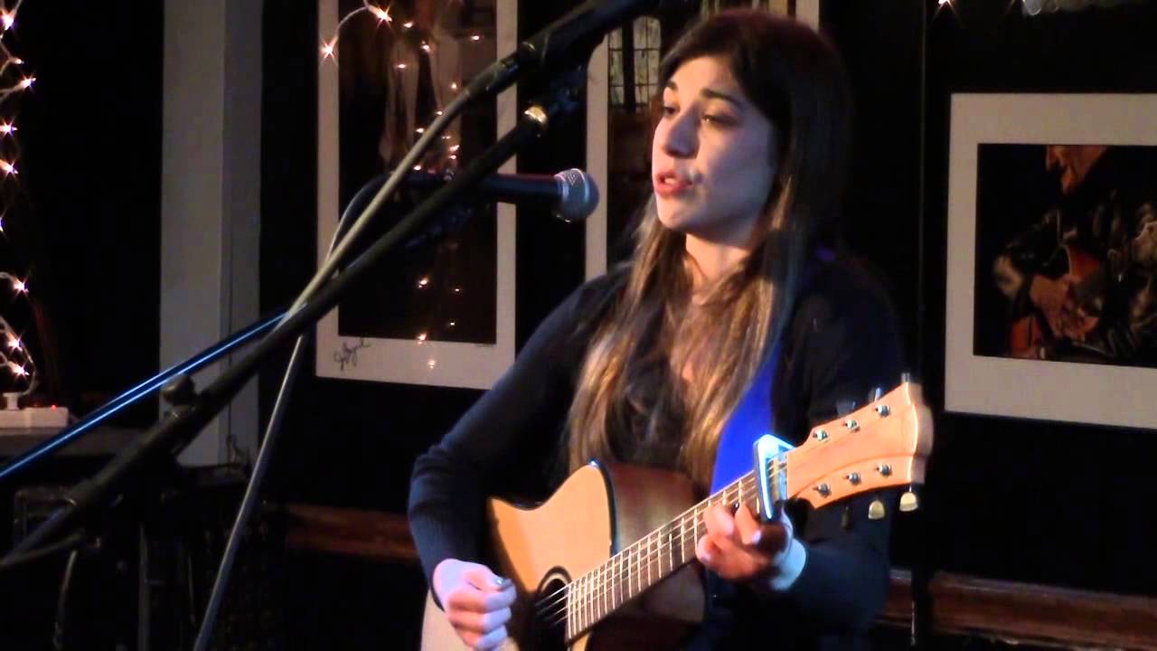 Mary Kate Brennan at the Bluebird Cafe - YouTube