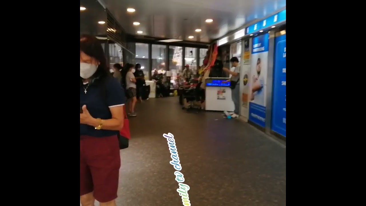 short cut way from St John going to worldwide plaza HongKong.. - YouTube