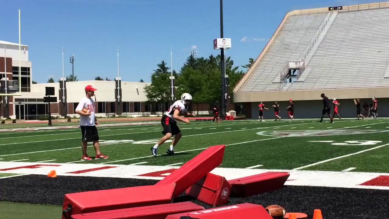 Turner Ellis at NIU camp - YouTube