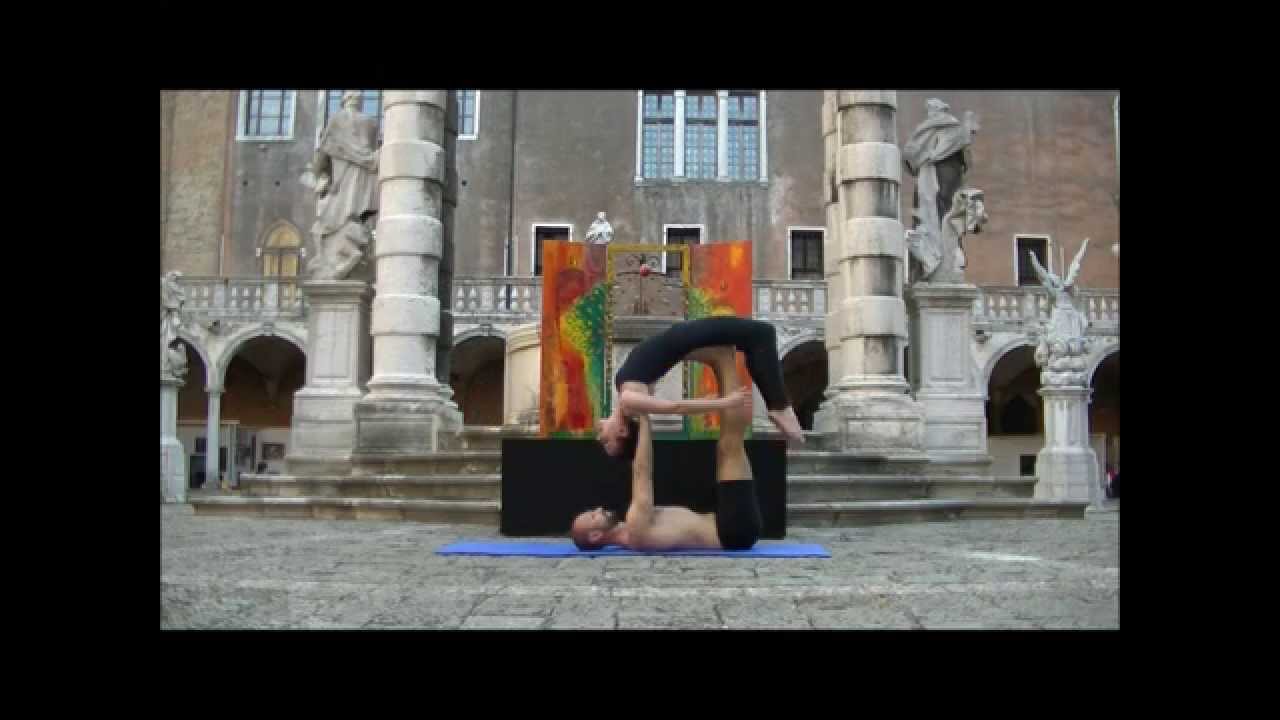 Yoga Venezia: Yoga & AcroYoga performance 56 esima Biennale di Venezia ...