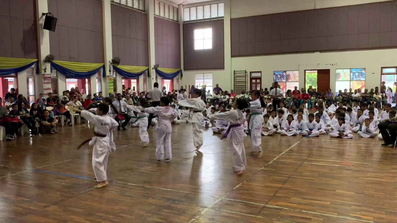 SKTSBI Johan Kata - Selangor District Karate Championship 2019 - YouTube