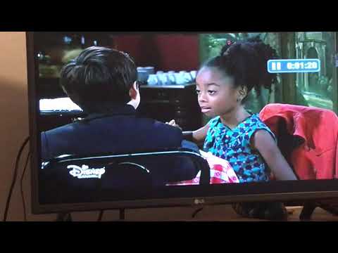 Mean FAT JOKE in Jessie!!! BAD!!!😵(Not Funny)