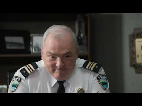 DISTRICT 31      PAT et BRUNO se RELANCENT devant l'COMMANDANT   - MEILLLEUR SCÈNE 2021