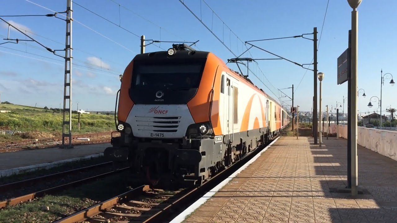 ONCF E-1475 assurant le TL 202 entrant Asilah vers Tanger Ville ...