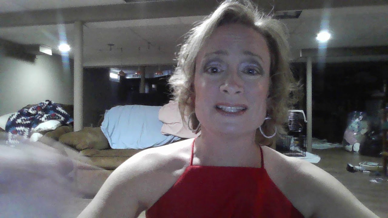 Mrs. Boyer goes to the prom - YouTube