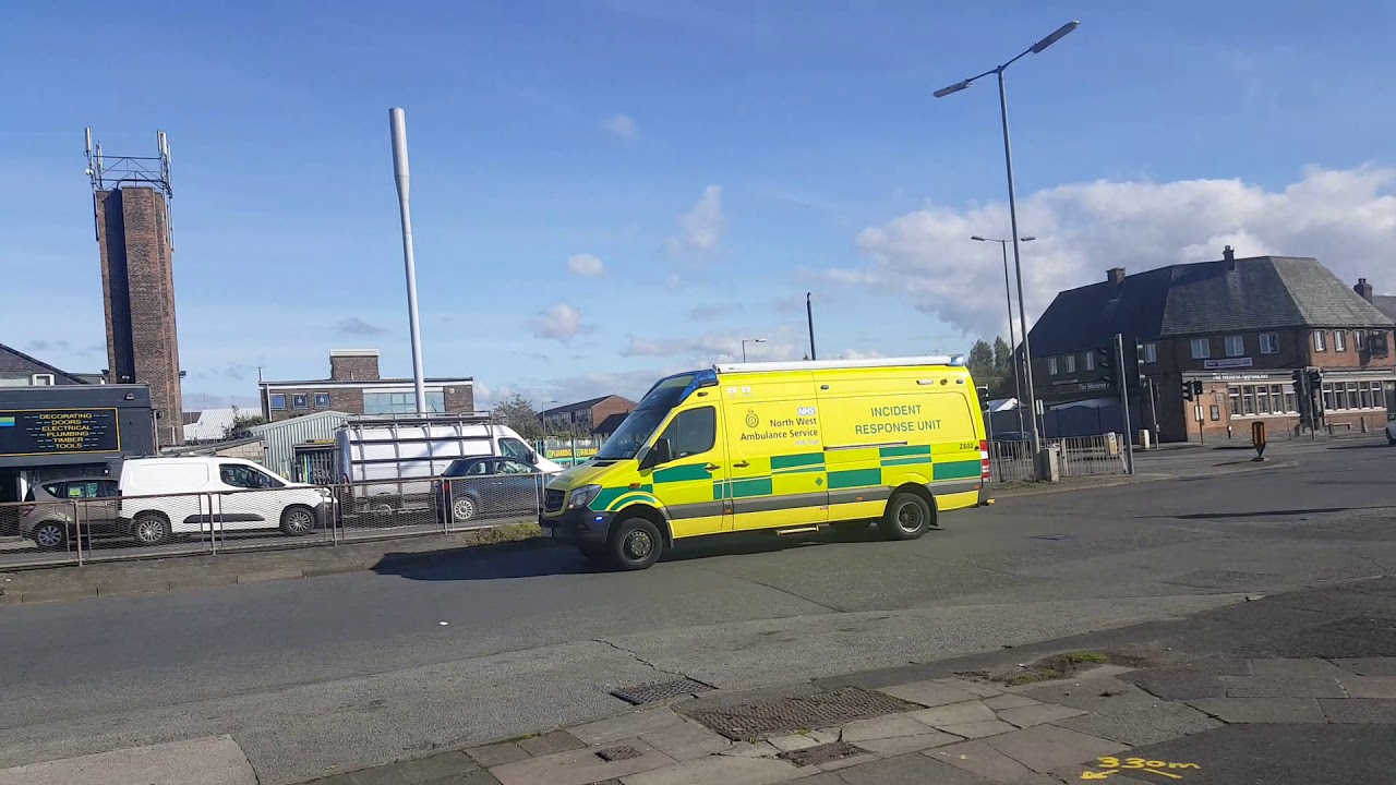 Nwas hart team mercedes iru x2 responding - YouTube