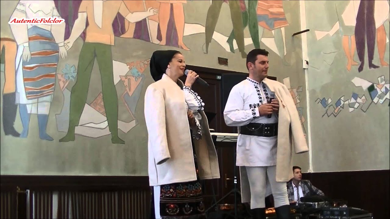 Mihaela&Ciprian Istrate Copilasii mi-s averea FHD - YouTube