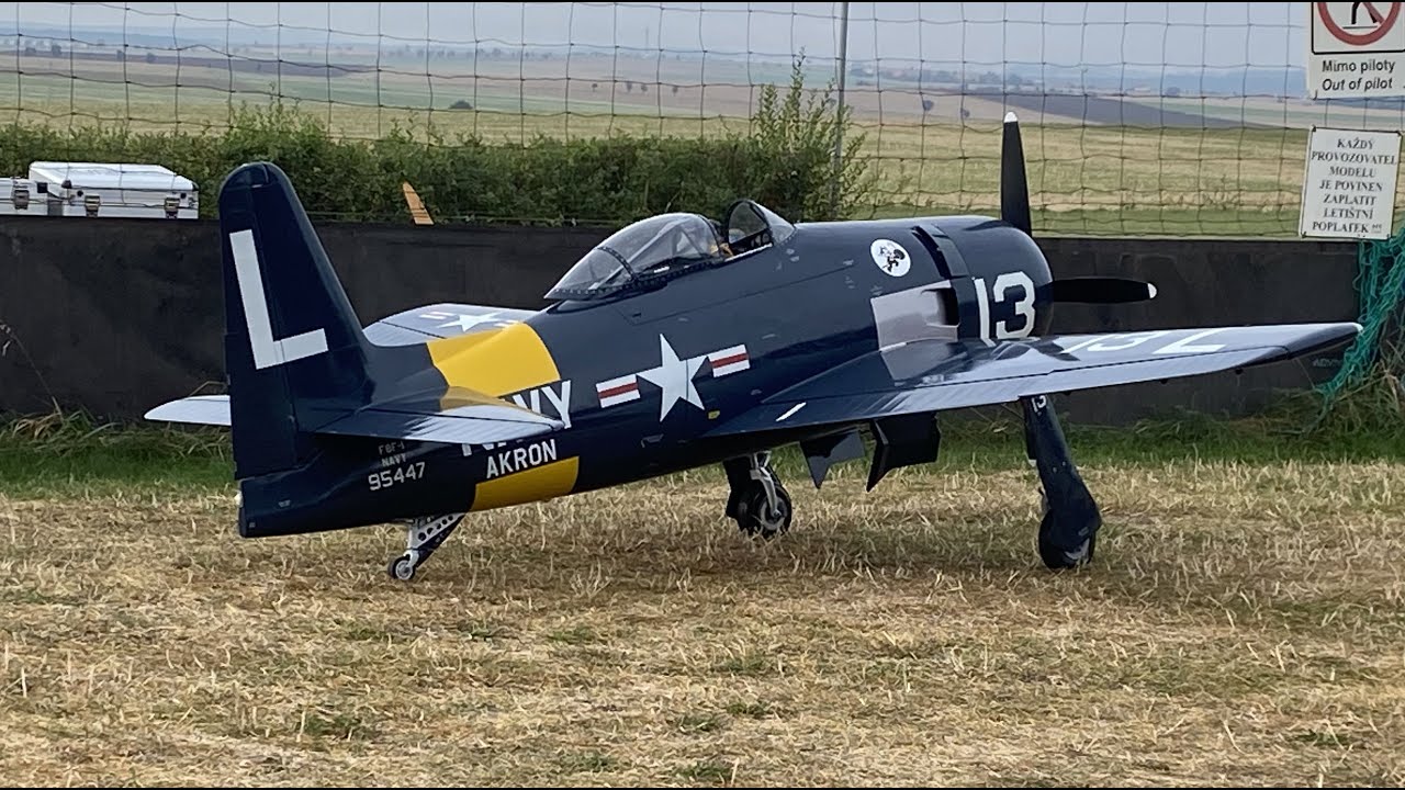 3W Bearcat with Moki 300 - Maiden - complete Flight - YouTube