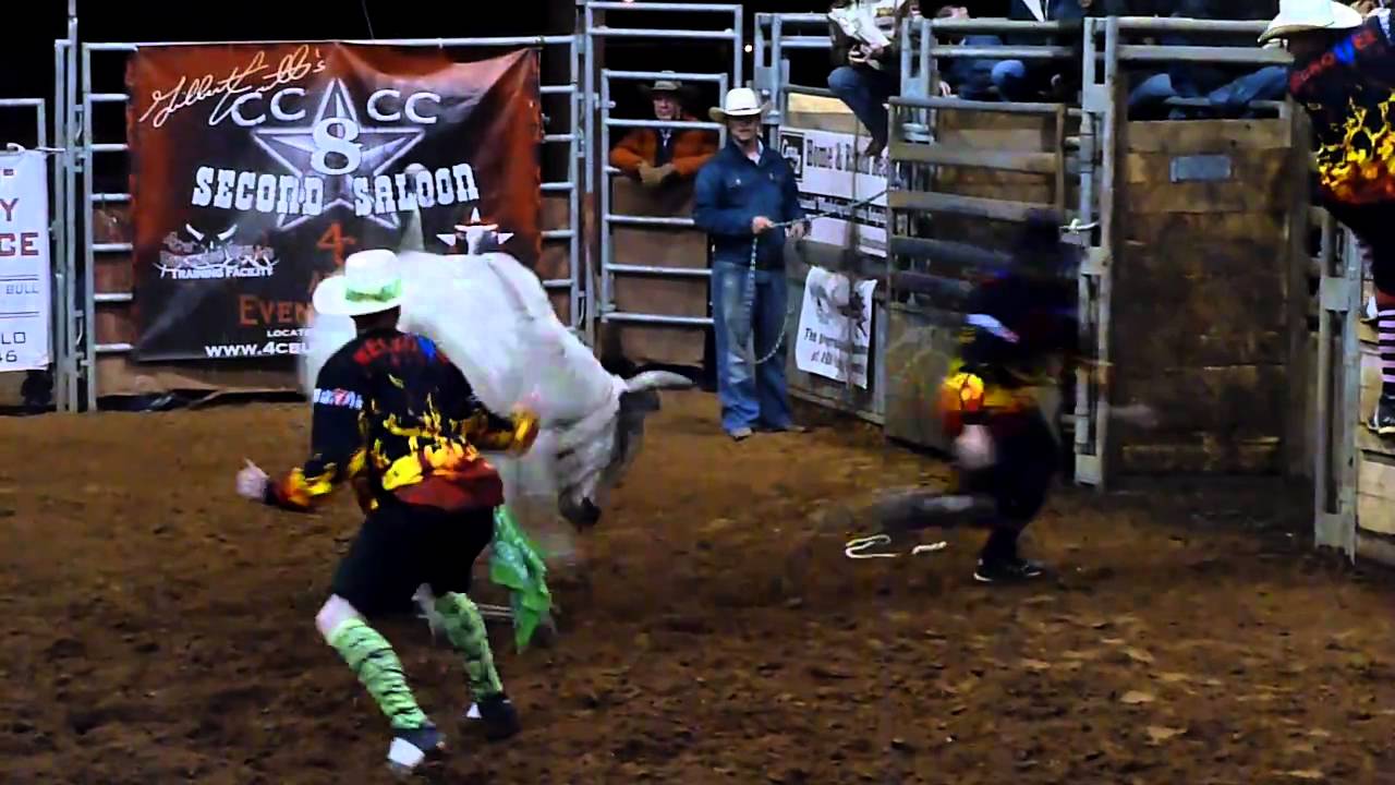 CBR Bull Riding 12 - YouTube