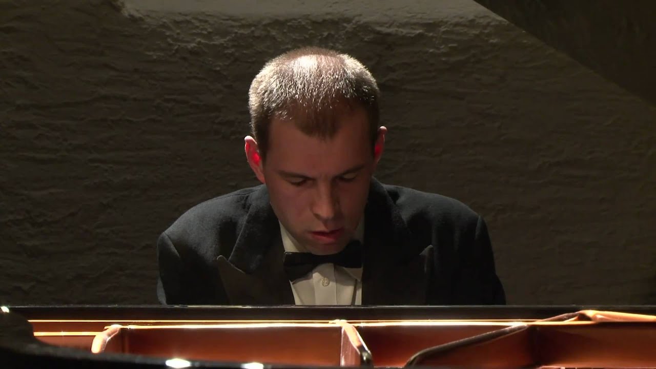 Lavaux Classic 2010 - Korobeinikov - Scriabine - Sonate no 7 "Messe ...