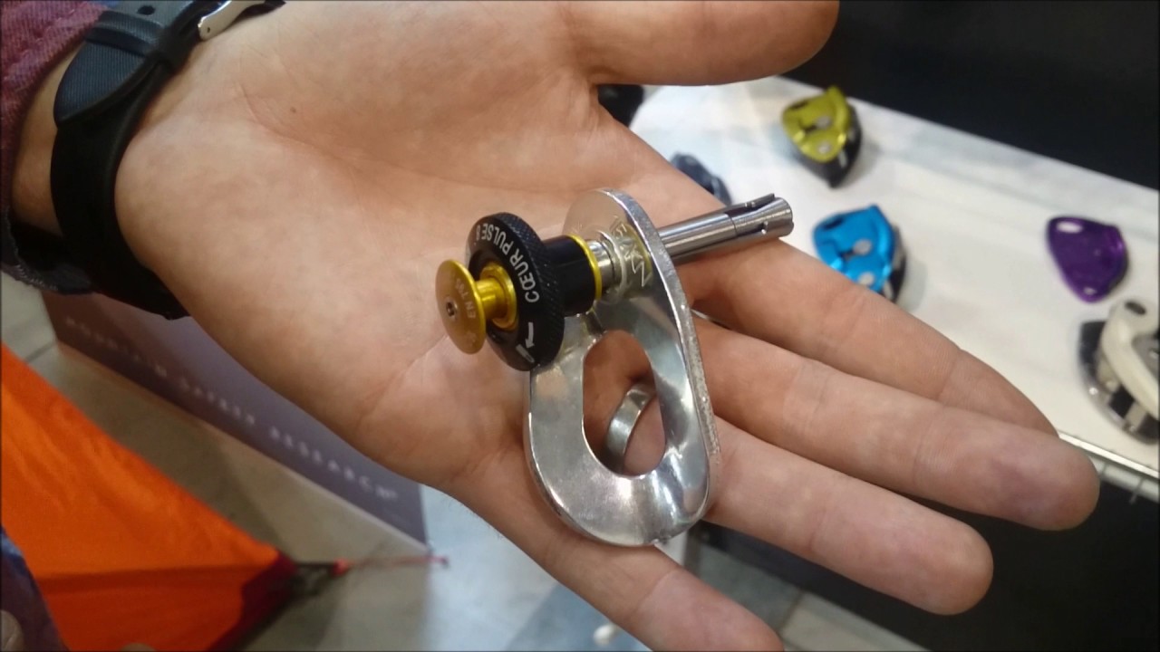 PETZL Coeur Pulse - removable stainless steel anchor - YouTube