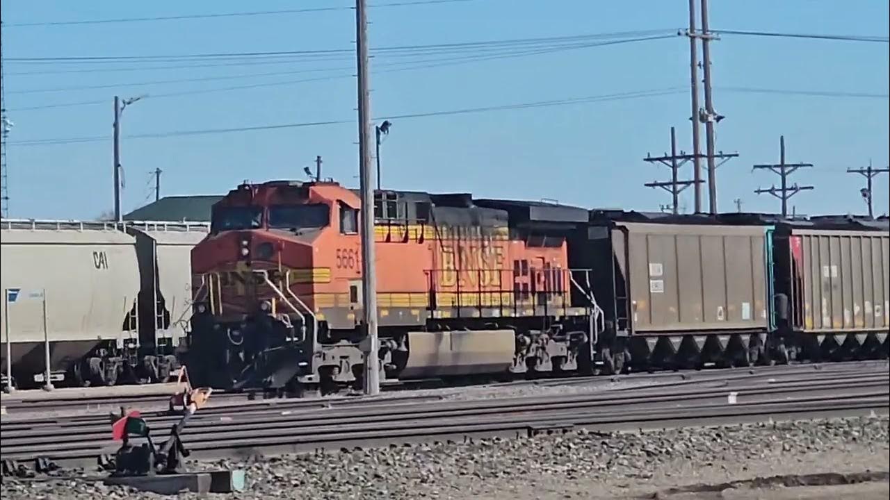 BNSF 6815 and 5300 Westbound Creston, Iowa. 3/1/2025 - YouTube