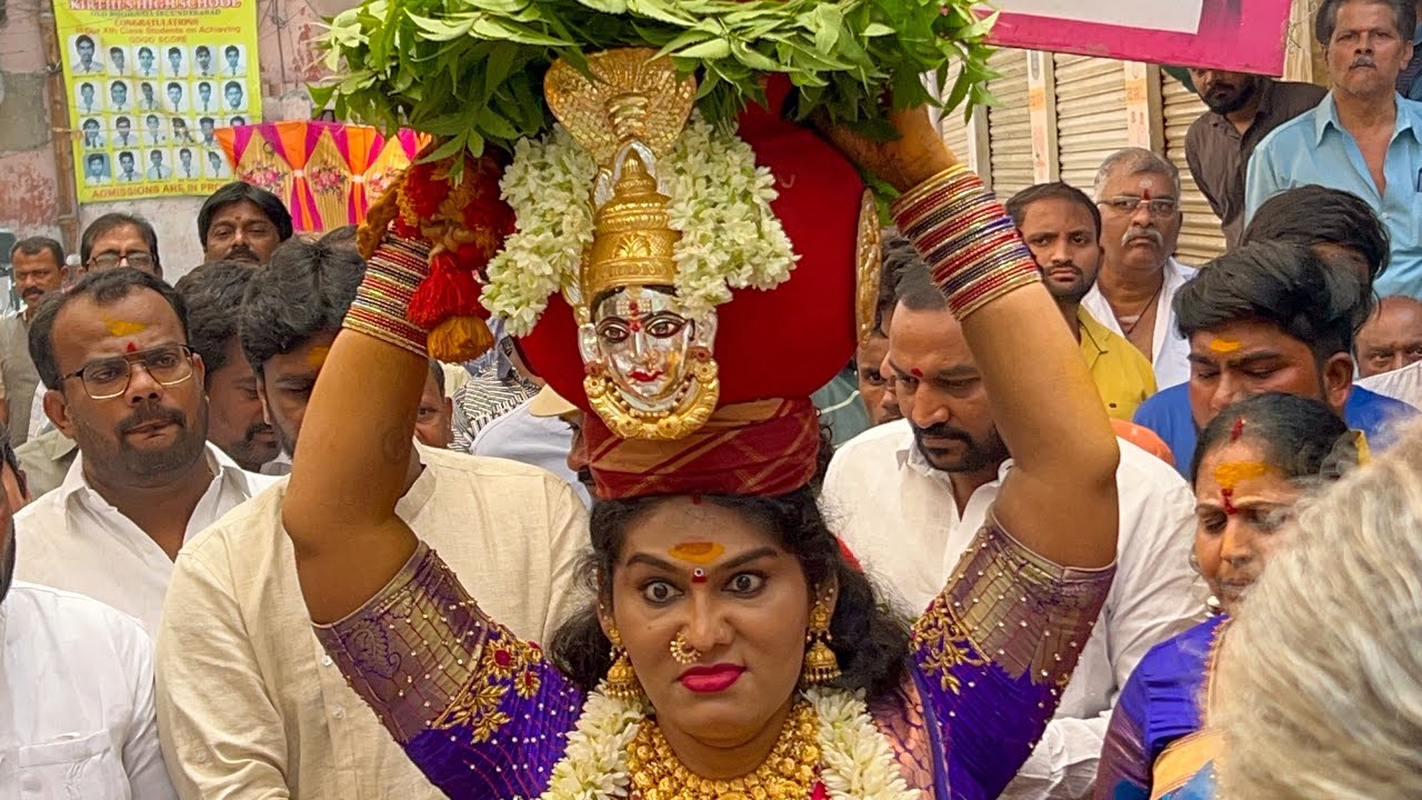 Jogini Shymala Devi tholi Bonam Secunderabad Mahakali Bonalu 2023 ...