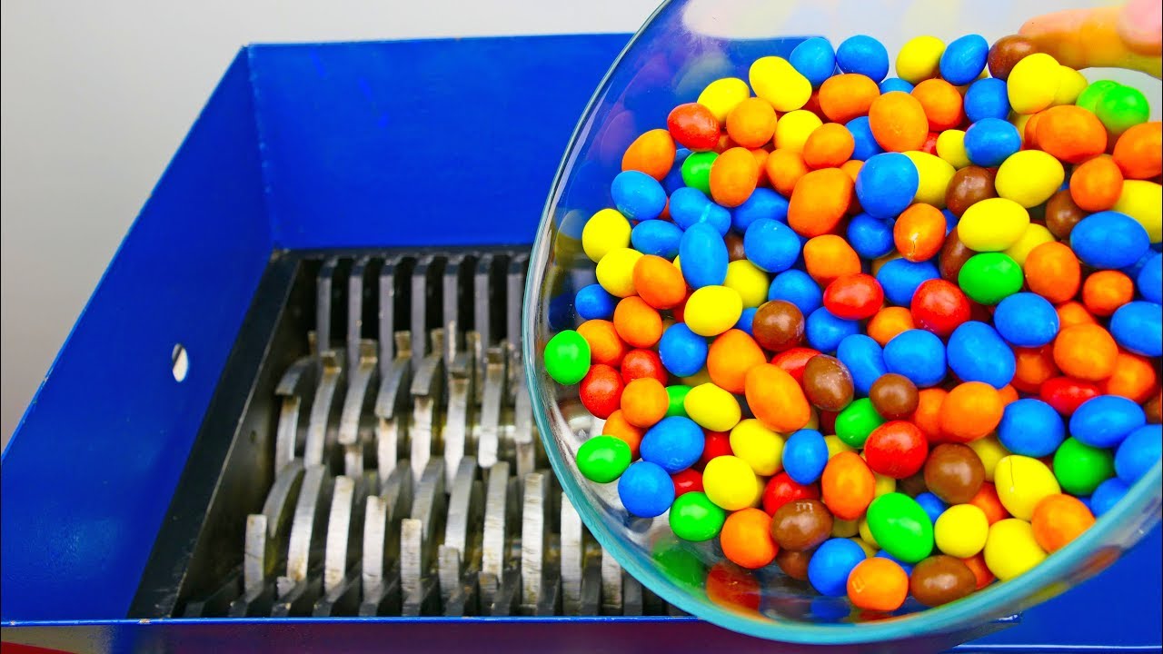 SHREDDING 1000 M&M's CANDY! - YouTube