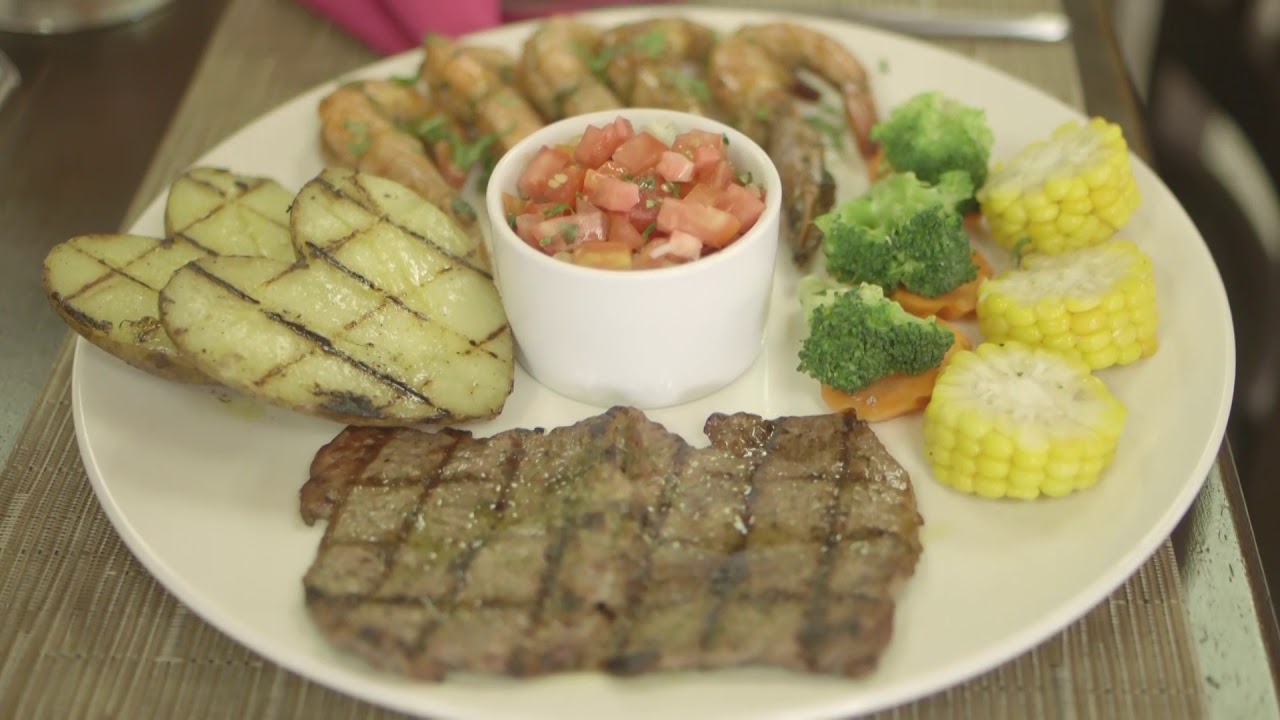 Restaurante Las Tablitas Steak House - YouTube