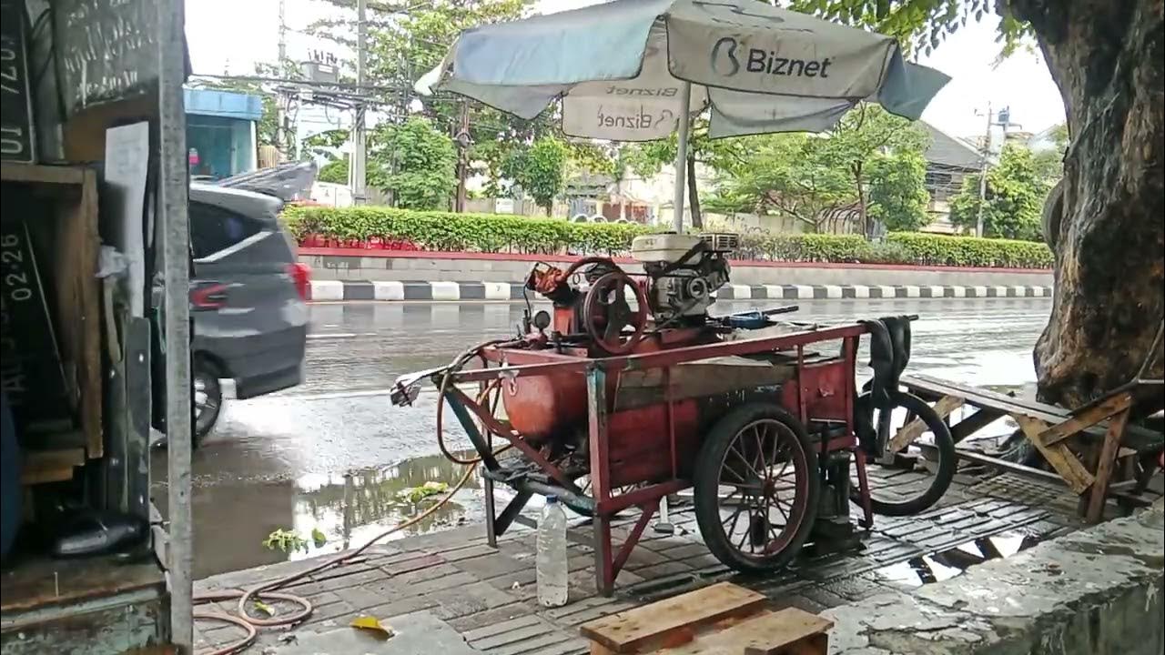 hujan angin di sini lurrr - YouTube