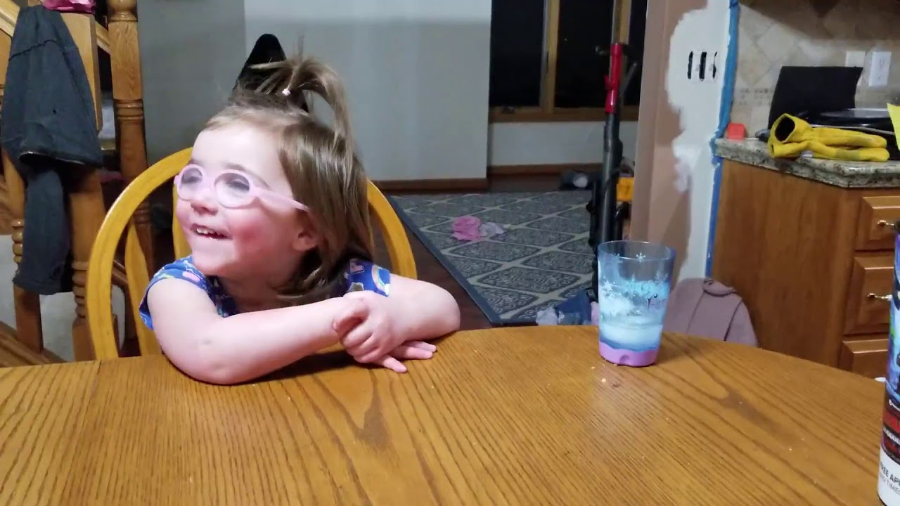 My kids making fart noises - YouTube