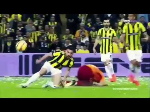 AYKUT KOCAMAN BU POZISYONLARA SASIRMIS OLMALI (FENERBAHÇE GALATASARAY) VERILMEYEN KARTLAR