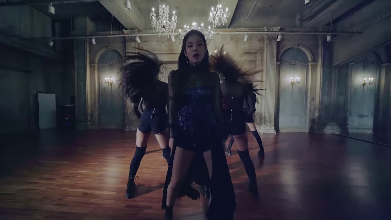 JENNIE - ‘SOLO’ PERFORMANCE VIDEO - YouTube