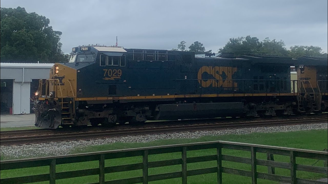 CSX L795-18 with 7029 Leading - YouTube