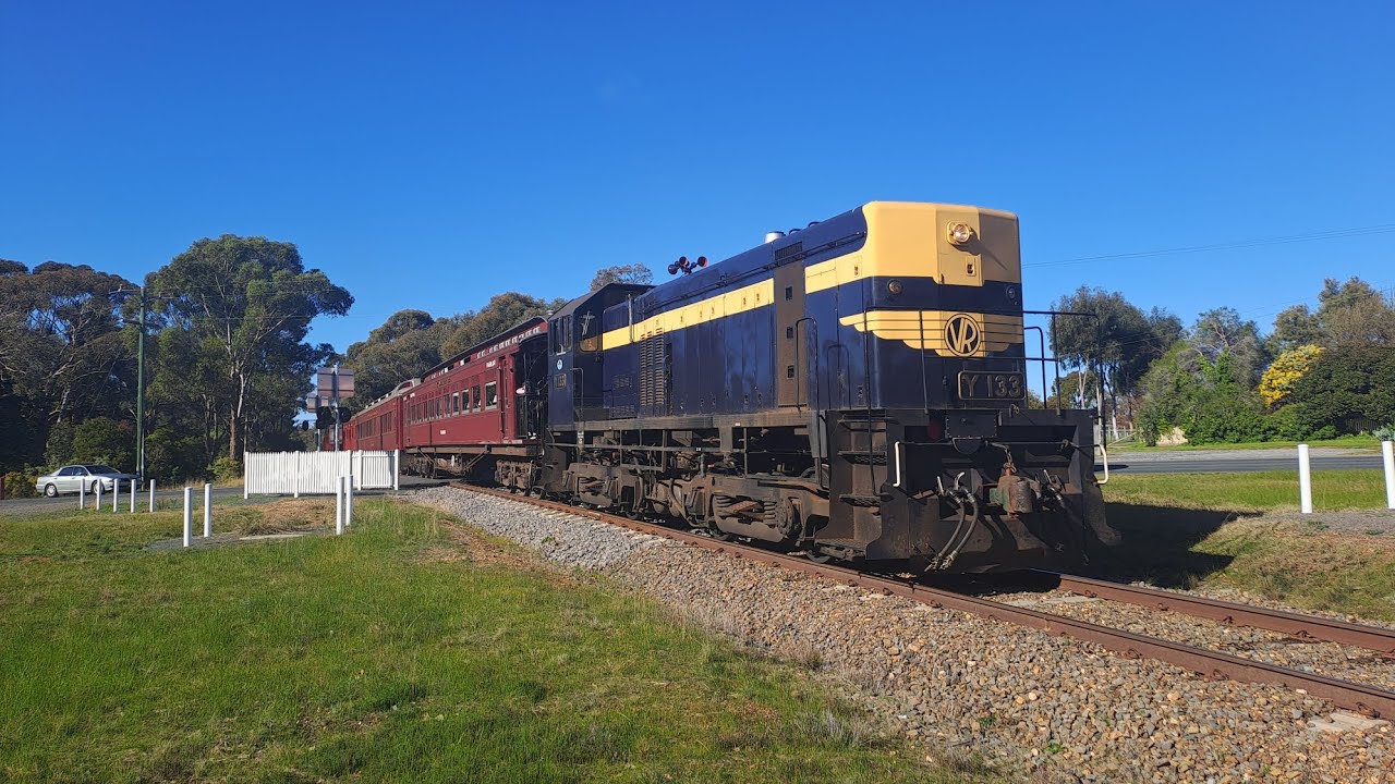 Y133 101 Passenger At Maldon Youtube