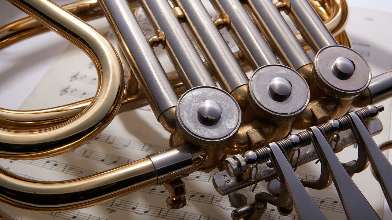 Controlling highlights on shiny objects - YouTube