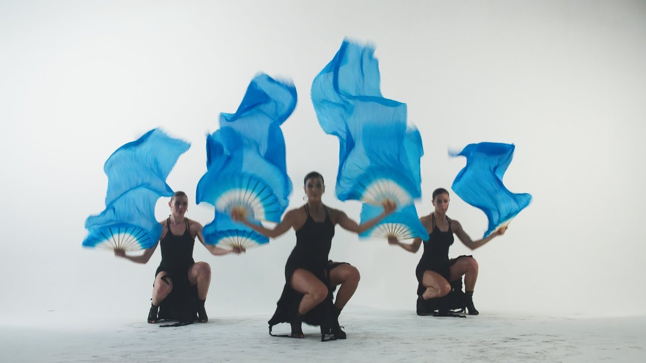 SILK FAN EDITORIAL DANCE - YouTube
