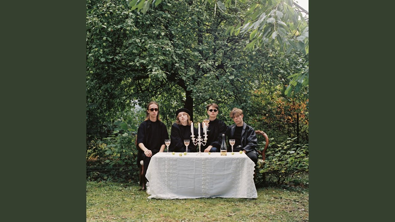 PUDEDAKS LUMEKS (feat. maria kallastu, Markus Nurmsaar & Harmo-Ron Kallaste) - YouTube