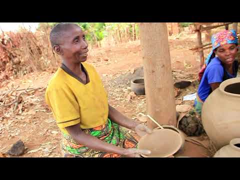 Umwuga wo kubumba :raba ico umwami yafungurirako, ivyo babumba ...