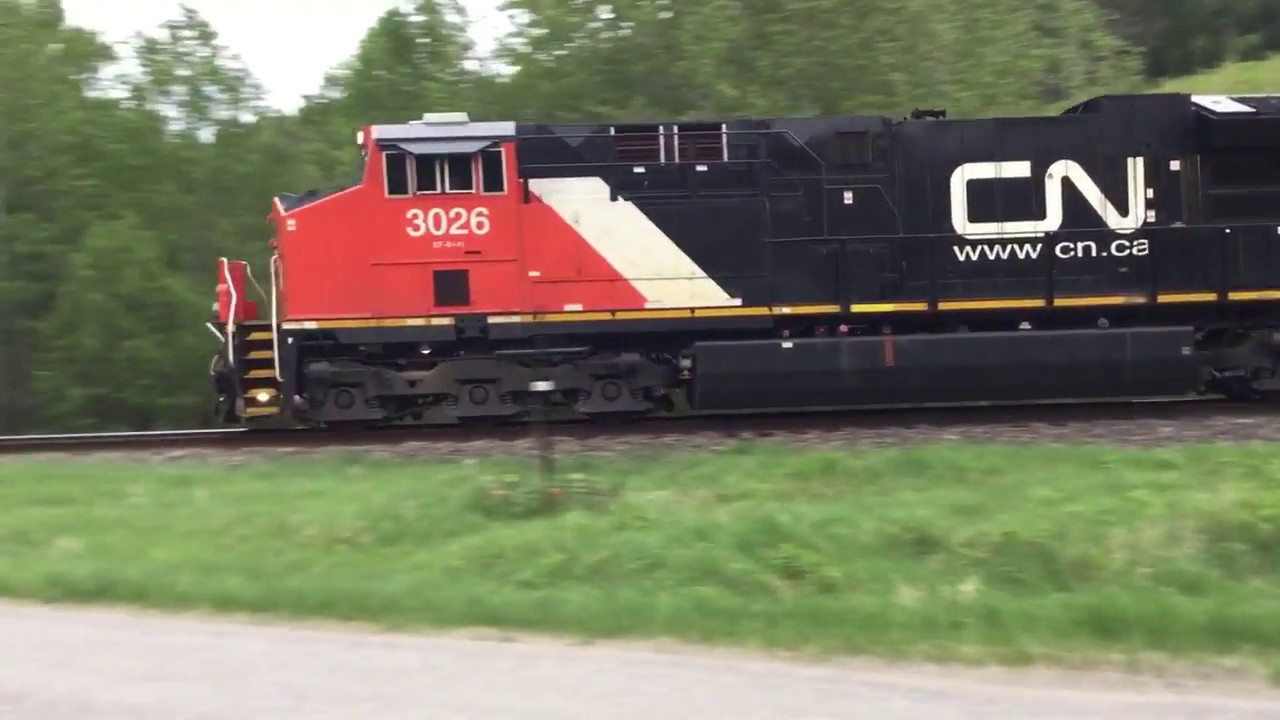CN M588:CN 3026 GECX 7514 Ex-CSX at Chambord,Qc 06/01/2018 - YouTube