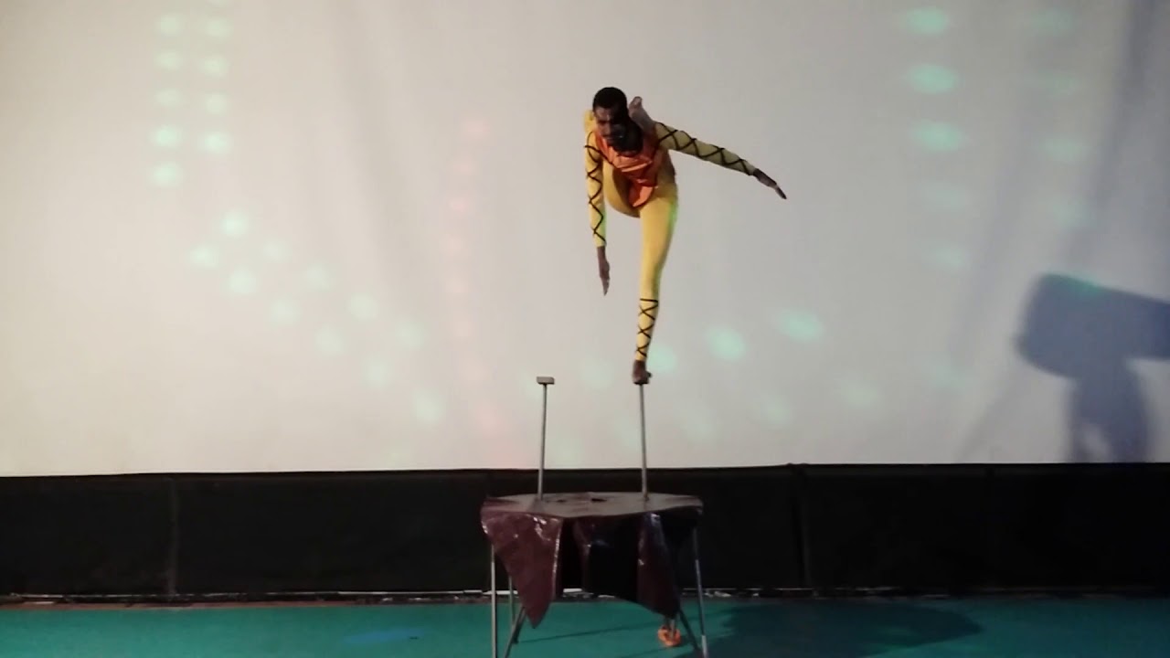 Sole forward contortion - YouTube