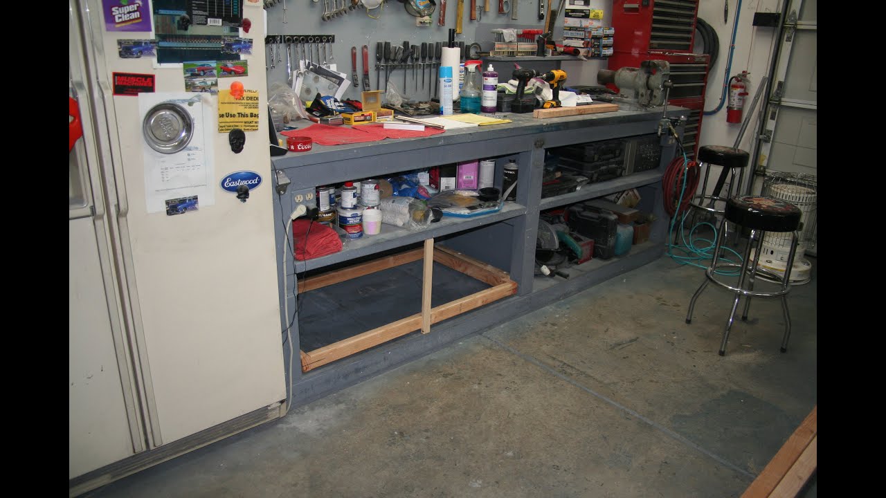 Building the second drawer and starting on the 3rd one. 1-26-22 - YouTube