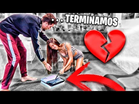 I BREAK MY BOYFRIEND'S PS4 WITH AN AXE *HE DUMPS ME AND INSULTS ME*😱😩