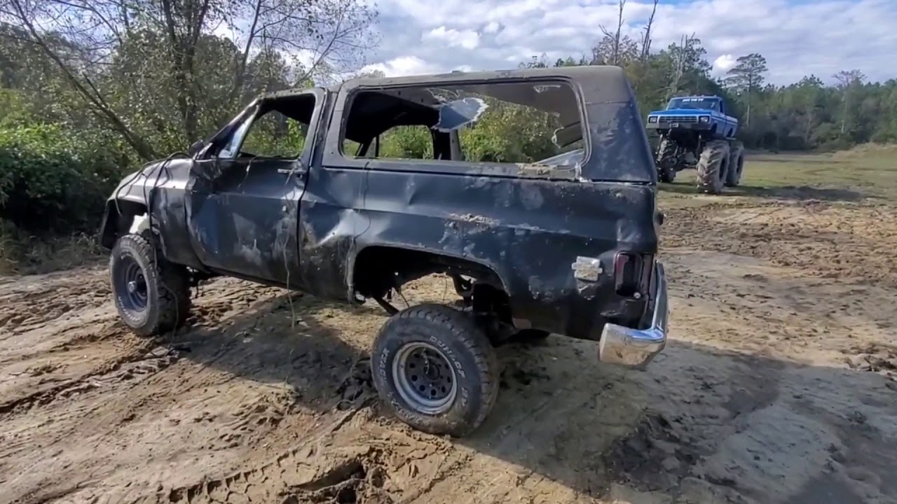 Destroying a rust free Chevy Blazer in 3 easy steps! - YouTube