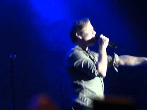 Sunrise Avenue & Osmo Ikonen ~* I gotta feeling *~ PopGasm Tour 2009 ...